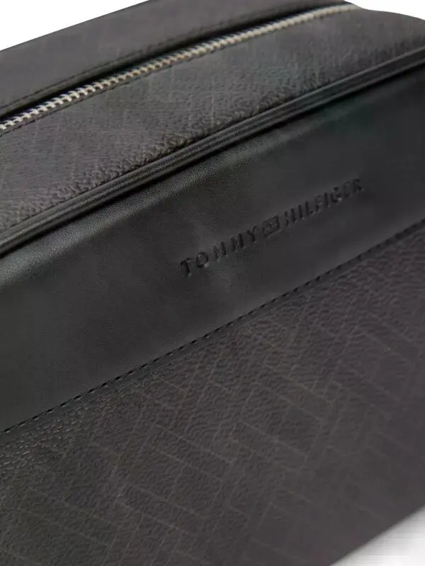 Tommy Hilfiger Textured Cosmetic Bag