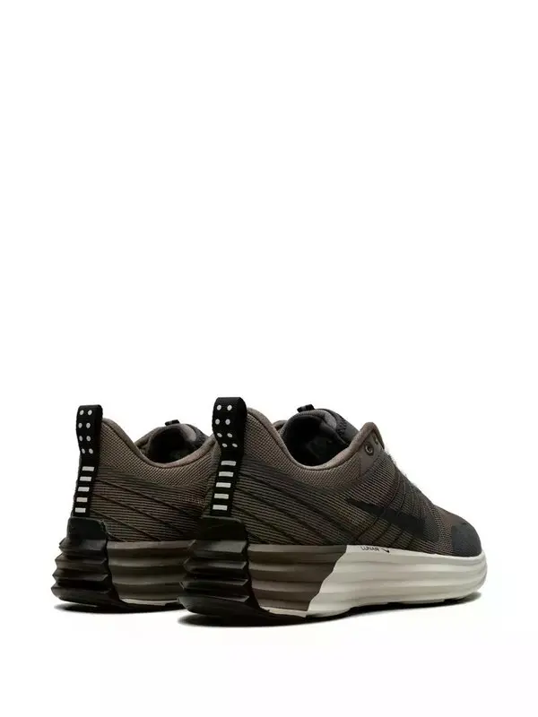 Nike Lunar Roam Sneakers