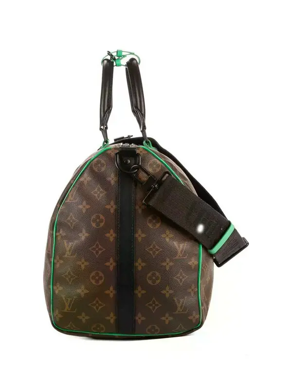 LOUIS VUITTON Keepall Bandoulière Monogram Holdall
