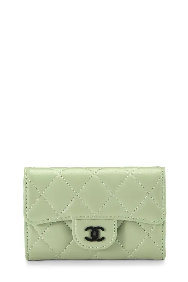 Chanel Lambskin Classic Flap Card Holder - Green