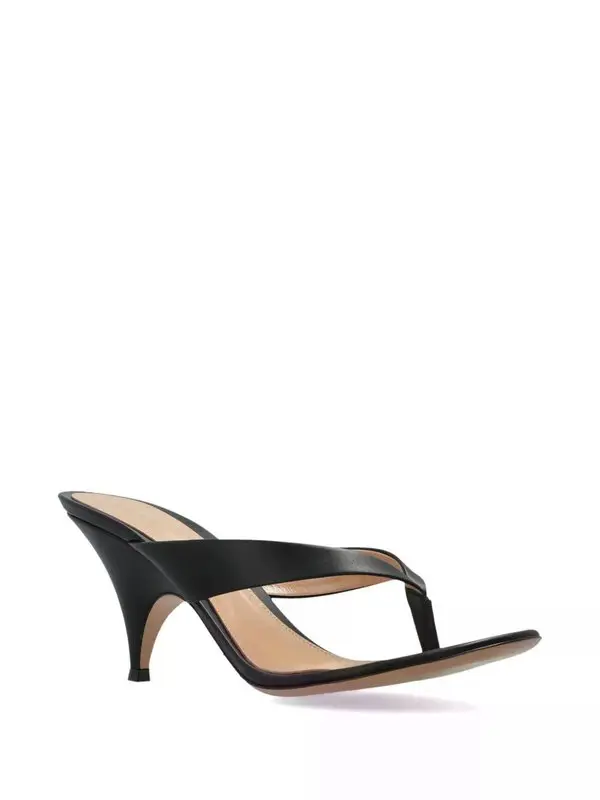 GIANVITO ROSSI Sofia Mules