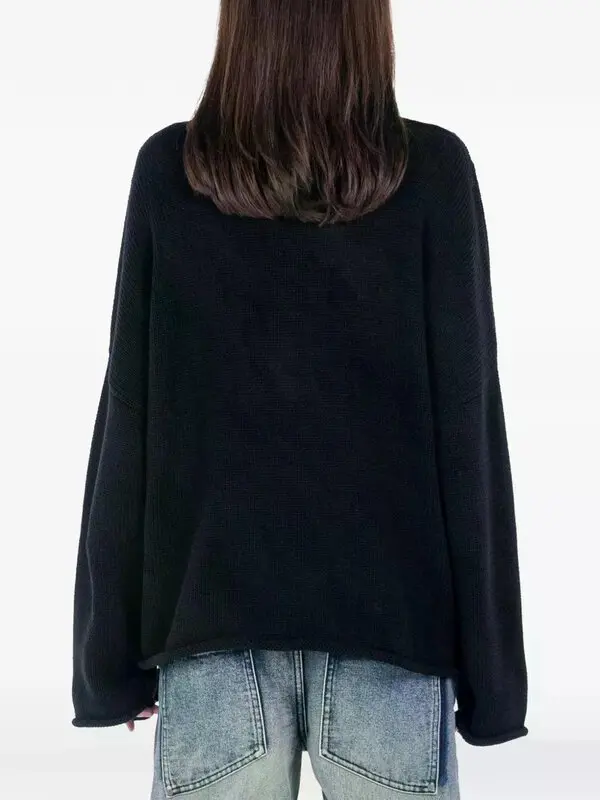PROTÉMOA Buttoned-shoulder Sweater