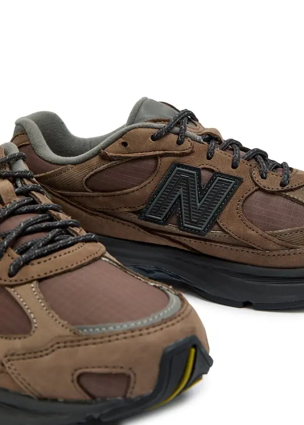 NEW BALANCE 2010 Panelled Mesh Sneakers - Brown