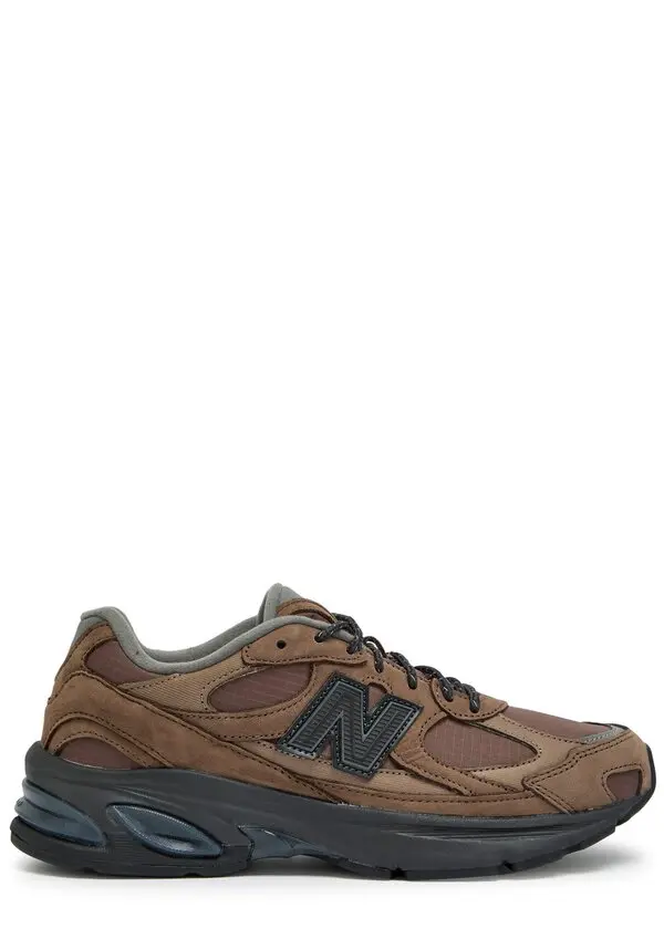 NEW BALANCE 2010 Panelled Mesh Sneakers - Brown