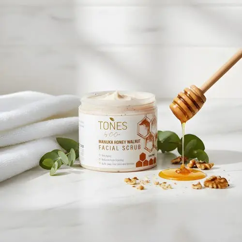 TONES BY COCOA Manuka Honey Exfoliating And Skin Brightening Formula Scrub 180ml