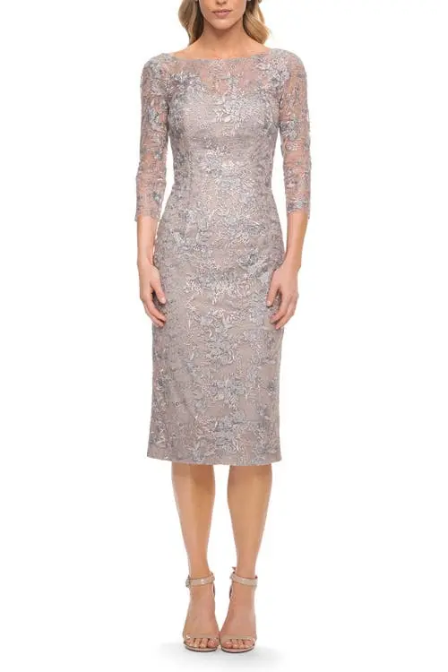 LABOMME Fitted Lace Short Dress With Illusion Sleeves - Silver/mauve