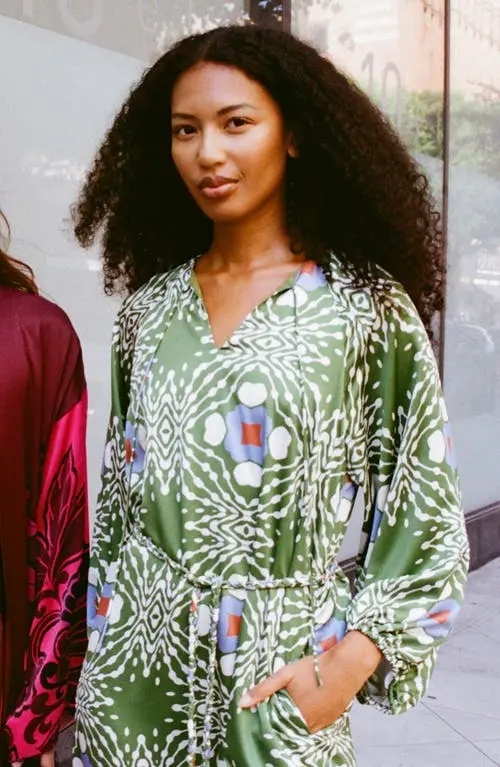 CIEBON Abstract Print Long Sleeve Satin Dress