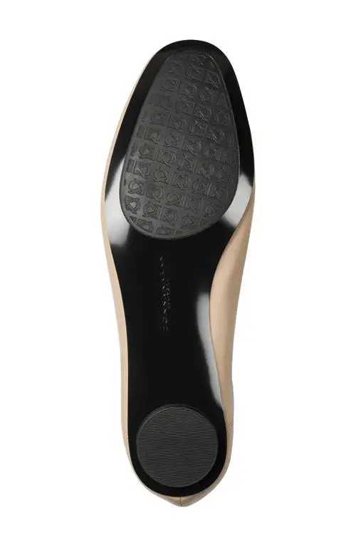 Dkny Aricela Flat - Beige