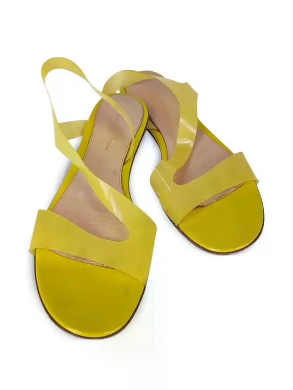 GIANVITO ROSSI Metropolis Slingback Leather Sandals - Yellow