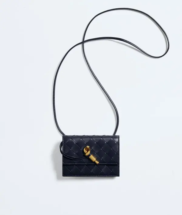 Bottega Veneta Andiamo Badge Holder - Midnight