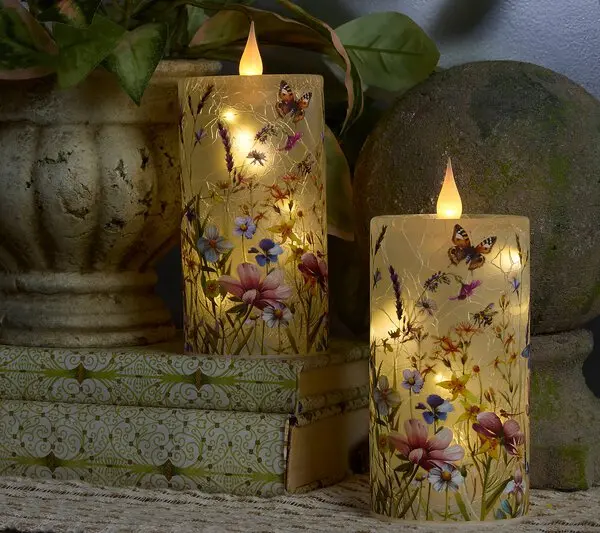 VALERIE PARR HILL Set Of 2 7' Illuminated Wildflower Candles Valerie - One-color
