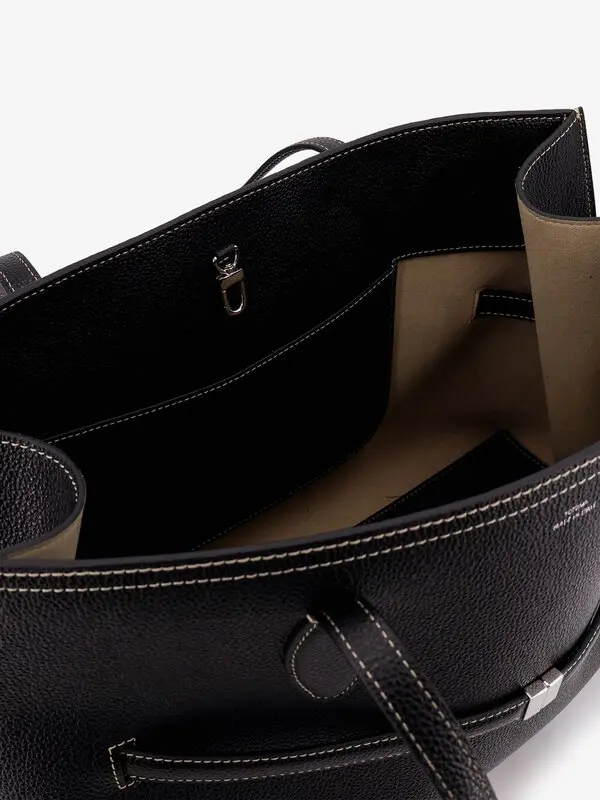 TOTEME Leather Shoulder Bag With Logo - Black