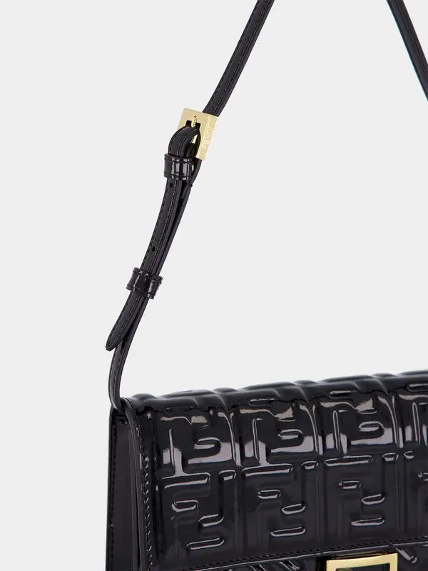 Fendi Patent Leather Ff Wallet On Chain - Black