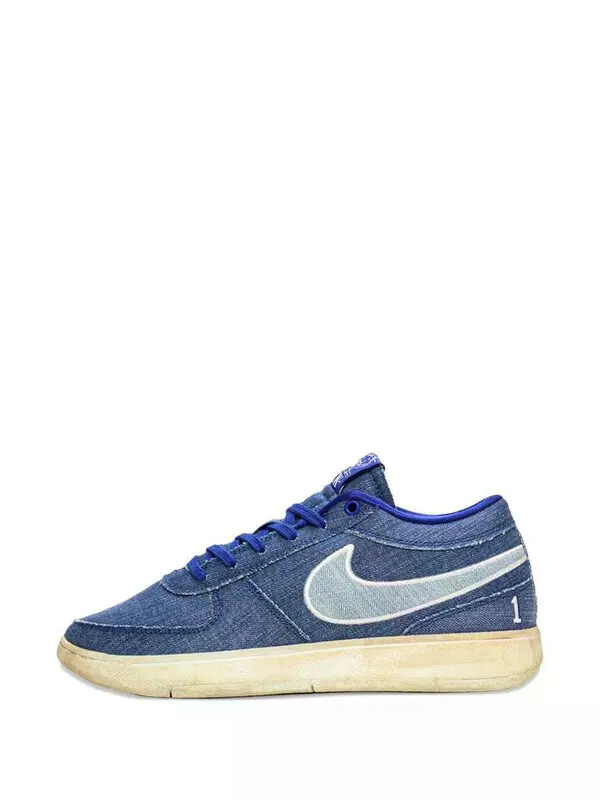 Nike Logo Sneakers - Blue