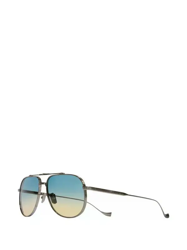 CUTLER & GROSS Sloane Pilot Sunglasses - Grey