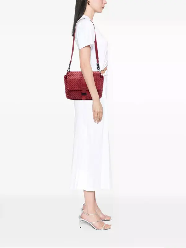 Bottega Veneta 2012-2026 Nappa Intrecciato Double Sided Flap Messenger Bag - Red