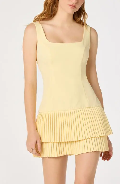Astr The Label Jadah Tiered Pleated Mini Dress