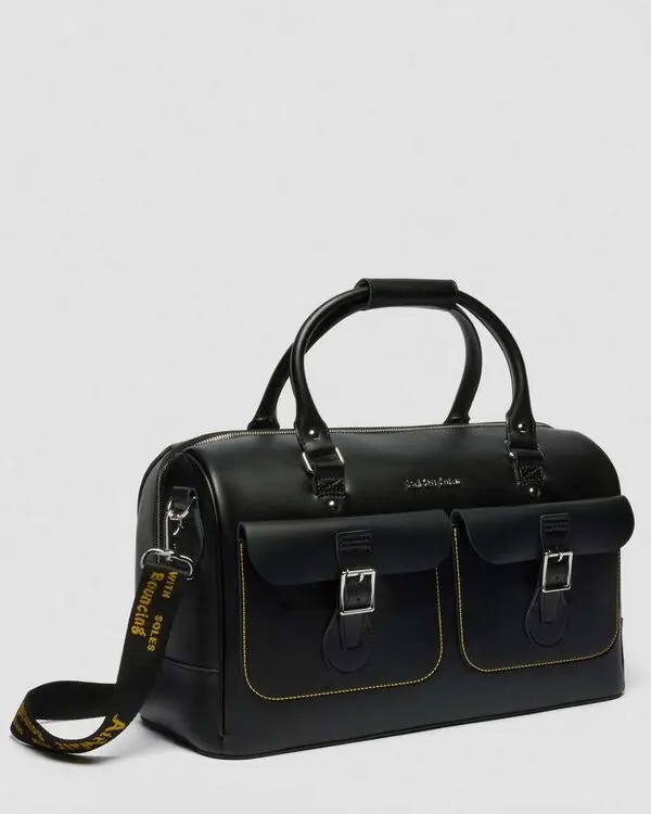 Dr. Martens Daytripper Holdall