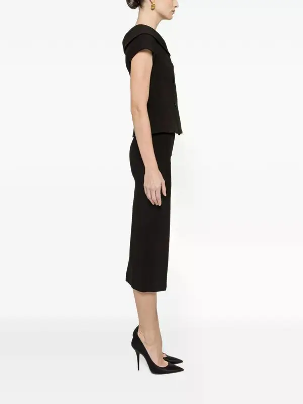 NISSA Off-shoulder Fitted Blouse