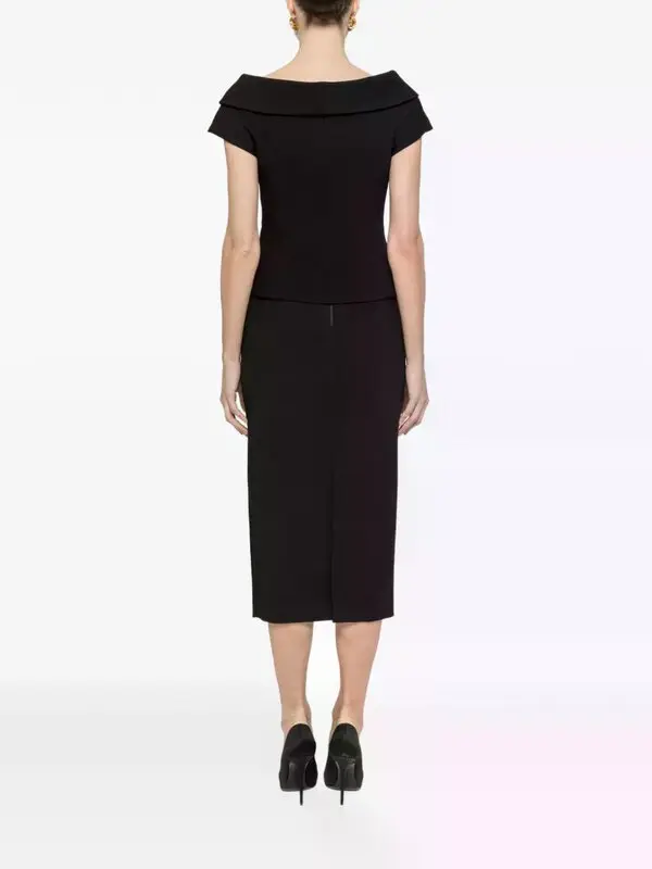 NISSA Off-shoulder Fitted Blouse