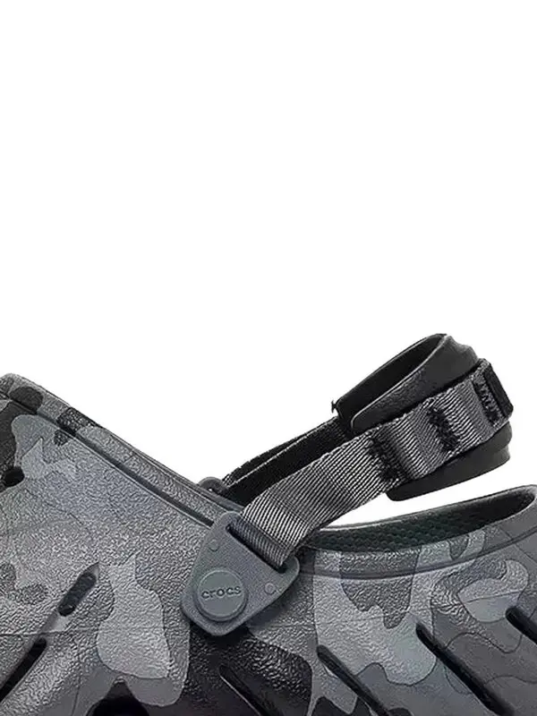 CROCS Camouflage Echo Clogs