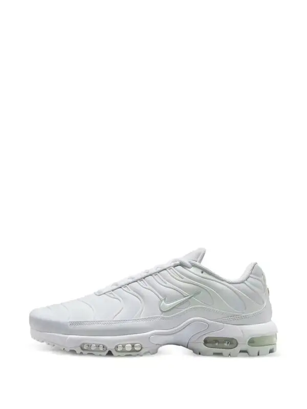 Nike Air Max Plus G Low-top Sneakers - White