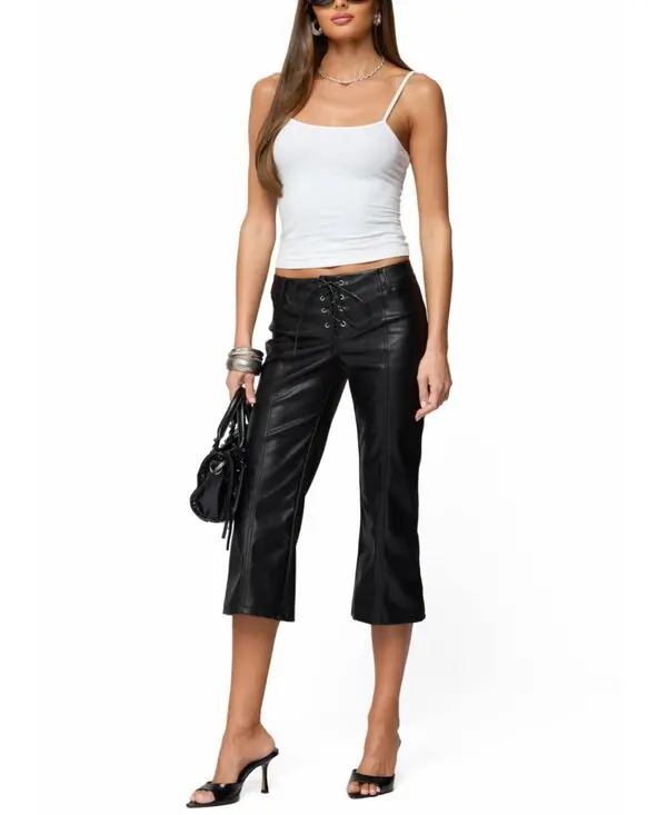 EDIKTED Lexy Flared Capri Pants