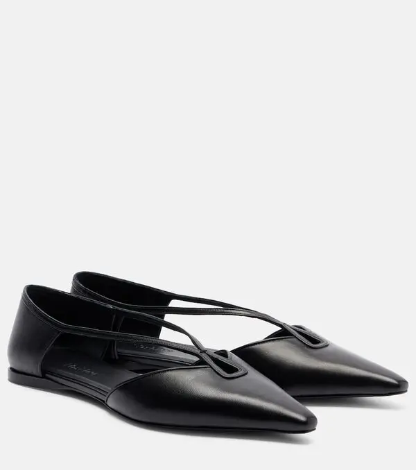 Max Mara Amatassa Leather Ballet Flats - Black