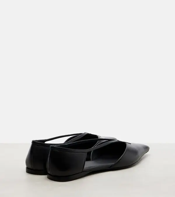 Max Mara Amatassa Leather Ballet Flats - Black