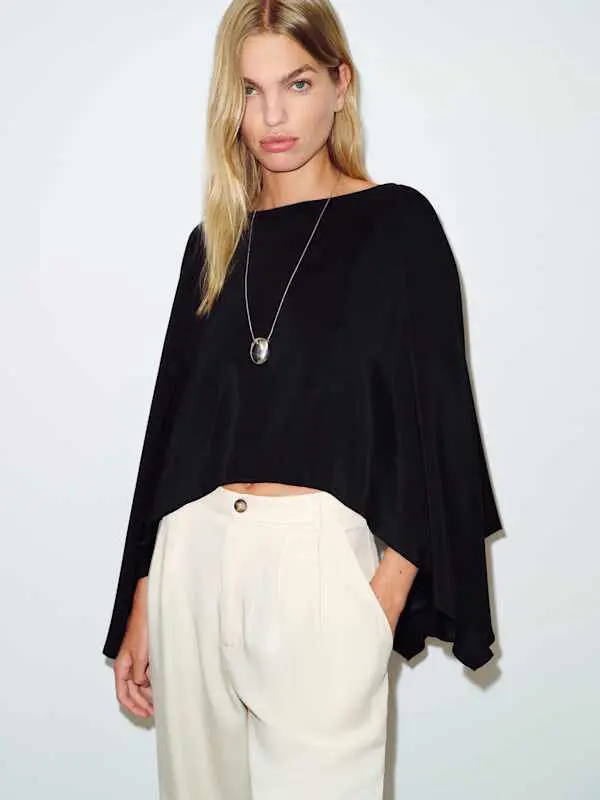 REFORMATION Aime Silk Cape