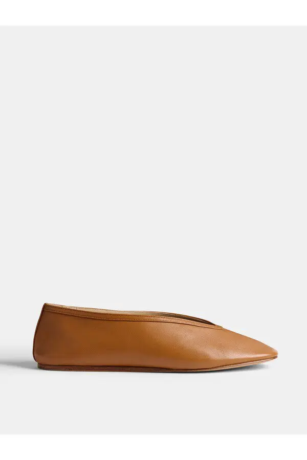 Le Monde Beryl Luna Slipper / Camel Leather - Natural
