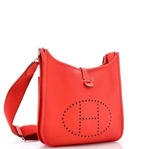 Hermès Evelyne Bag Gen Iii Clemence Pm - Red