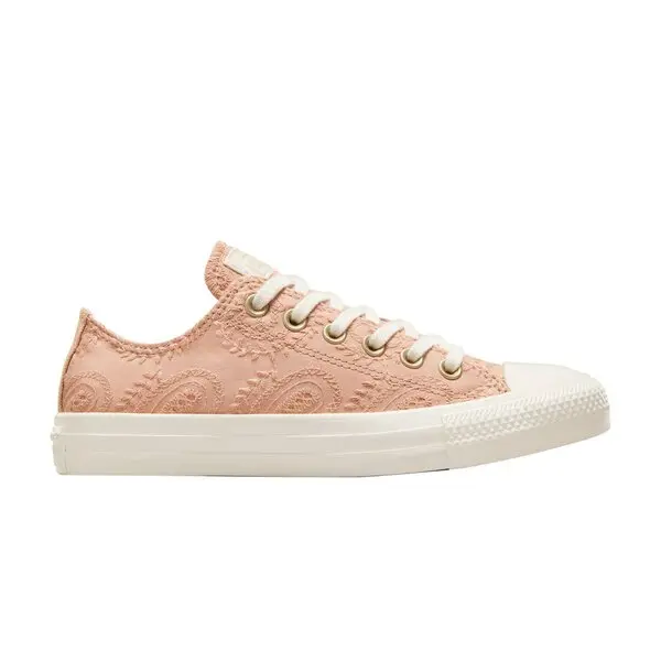 CONVERSE Chuck Taylor All Star Low 'embroidered Florals - Pink