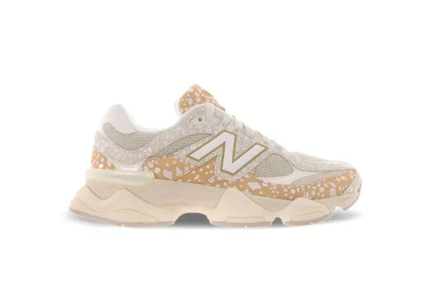 NEW BALANCE 9060 Sneakers