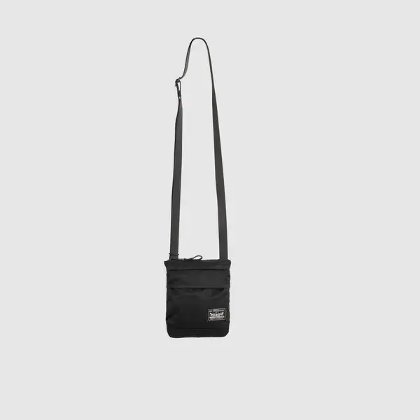 LEVI'S Mission Bay Crossbody Pouch - Caviar