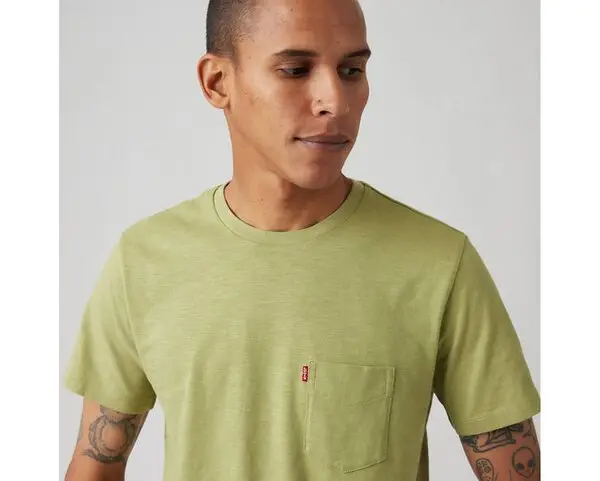 LEVI'S Classic Pocket T-shirt