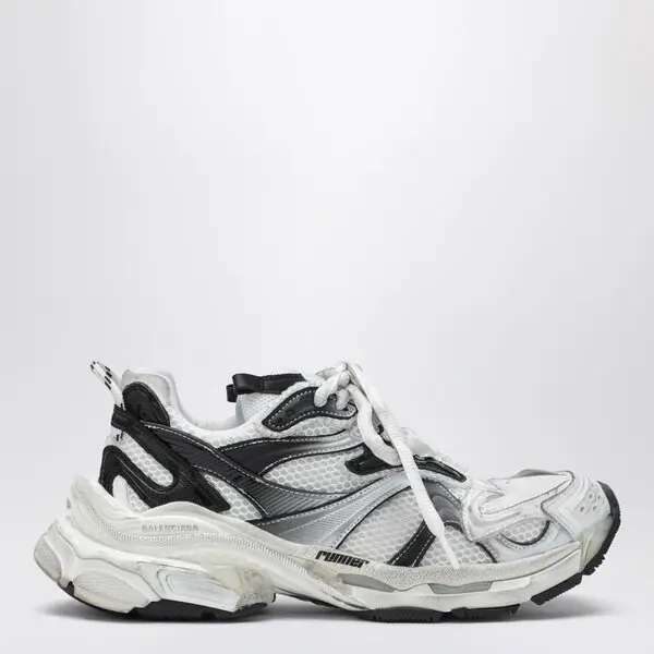 Balenciaga Runner 2 Gradient Sneakers In /black - White