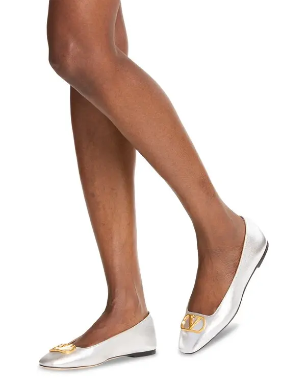 Valentino Garavani Embellished Vlogo Ballet Flats - Silver