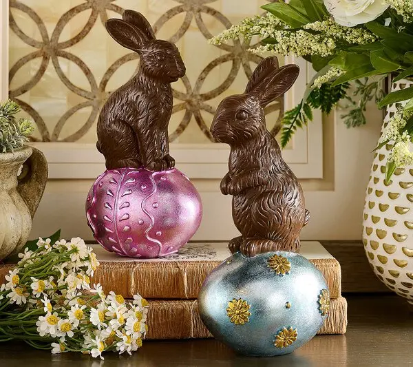 VALERIE PARR HILL Set Of 2 Chocolate Bunnies With Eggs Valerie - One-color