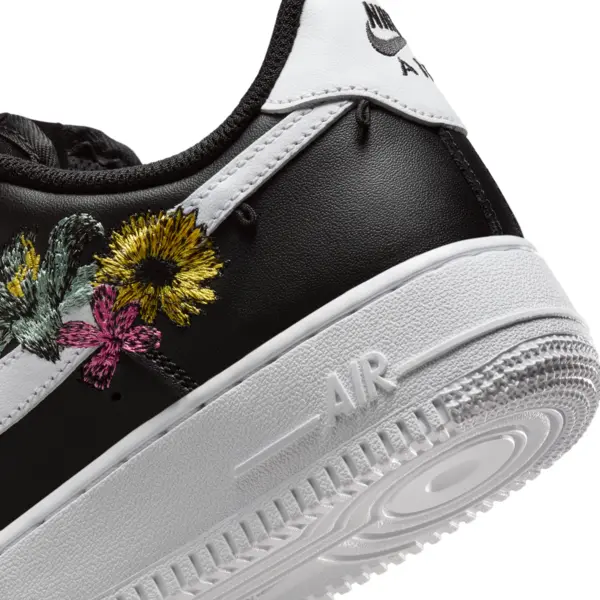 Nike Air Force 1 '07 Premium "flowers" Sneakers - Black