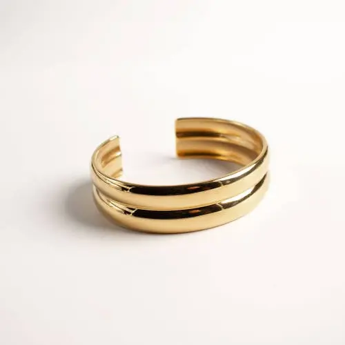 OUTOFOFFICE Chunky Gold Statement Bangle
