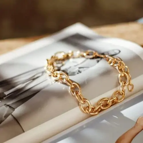 OUTOFOFFICE Chunky Round Link Chain Bracelet