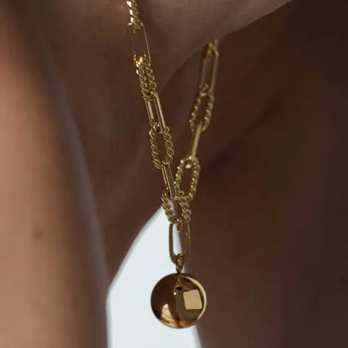OUTOFOFFICE Round Sun Ball Pendant Necklace
