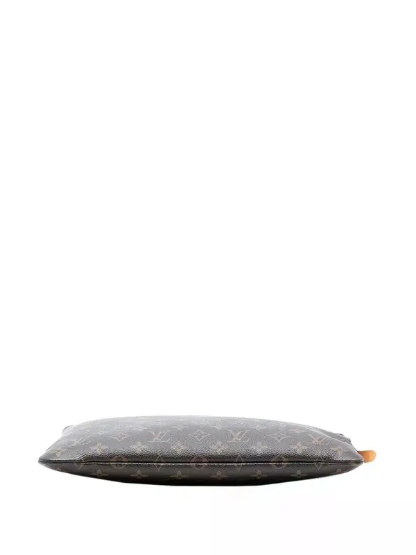 LOUIS VUITTON 2017 Monogram Etui Voyage Mm - Brown