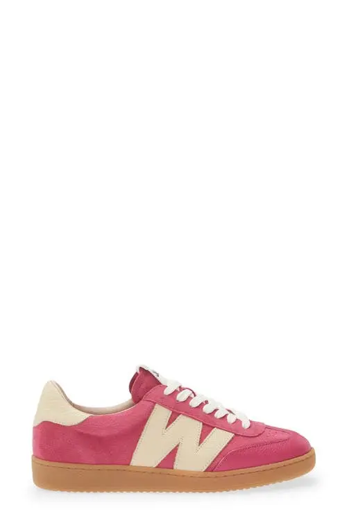 WONDERS Lace-up Sneaker - Fuchsia