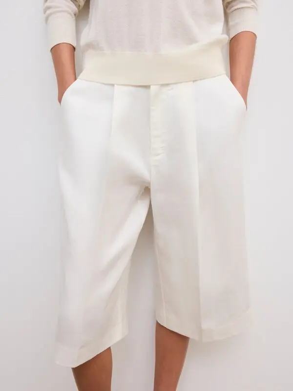 HOUSE OF DAGMAR Relaxed Linen Blend Shorts - White