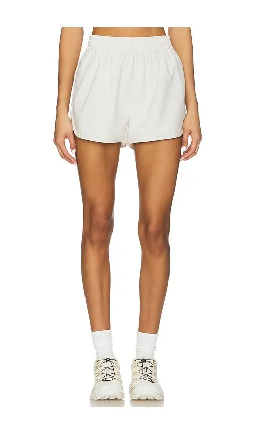 LAMARQUE Daffy Short In Cream - Whisper White