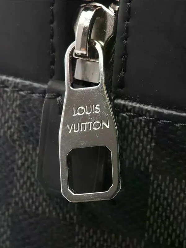 LOUIS VUITTON 2016 Damier Graphite Josh Backpack