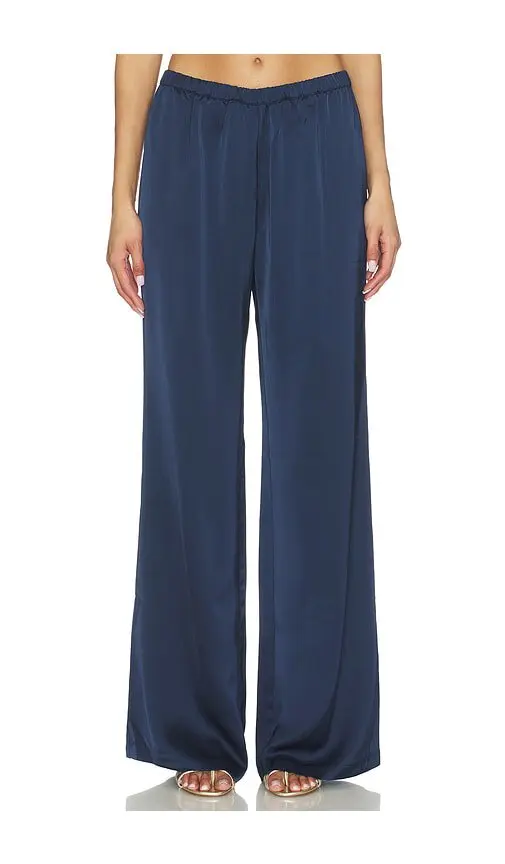 Amanda Uprichard Mariko Pant