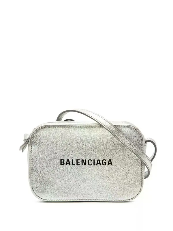 Balenciaga 2019 Xs Metallic Leather Everyday Camera Bag Crossbody Bag - Silver